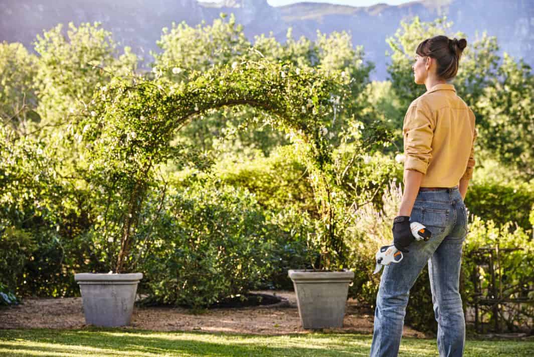 STIHL ASA20 Effortless Cordless Secateurs (Unit only)- AS System